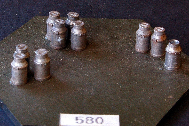 Uneek 580 HO Scale Milk Cans | ScaleModelCo Hobby Centre