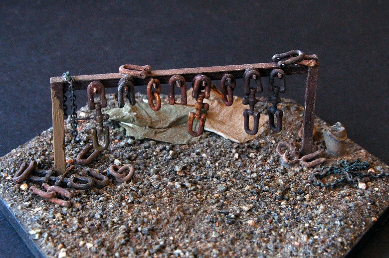 Uneek 640 HO Scale Coupling & Shackle Storage Frame | ScaleModelCo ...