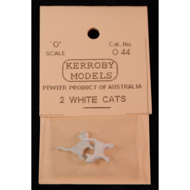 Kerroby Models O44 O Scale - 2 White Cats | ScaleModelCo Hobby Centre