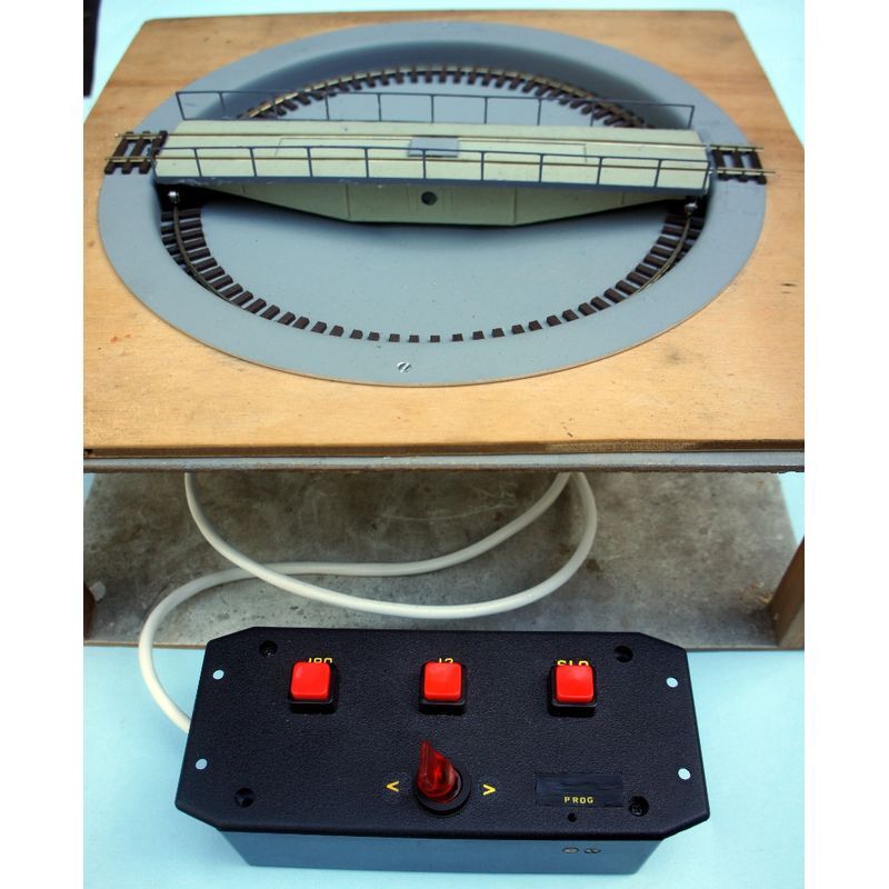 Anton's Trains HO 60ft Well-type NSWGR Turntable. Digital Stepper Motor ...